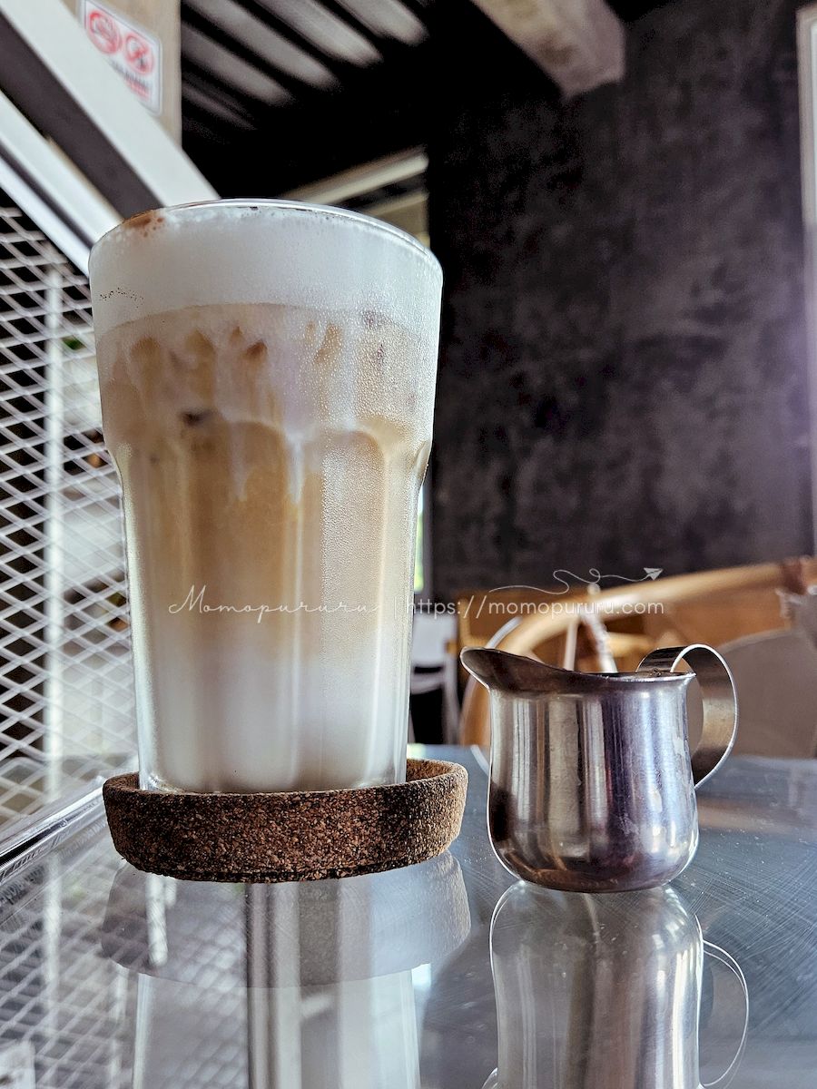 Monty's Kitchen Kafe Industrial yang Cozy Depok - Blog Traveling ...