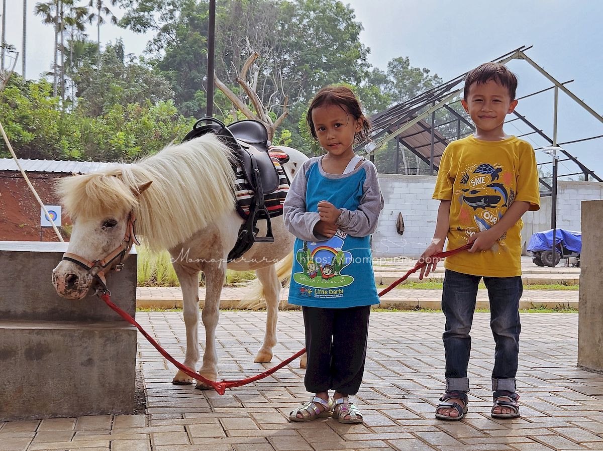 Main dan Makan Bersama di Branchsto Cimanggis - Blog Traveling Keluarga ...