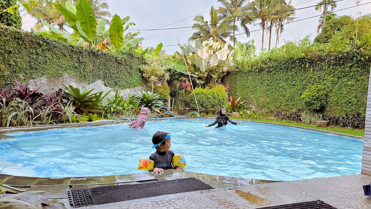Serunya Menginap Sambil Playdate di Samola Villa Puncak